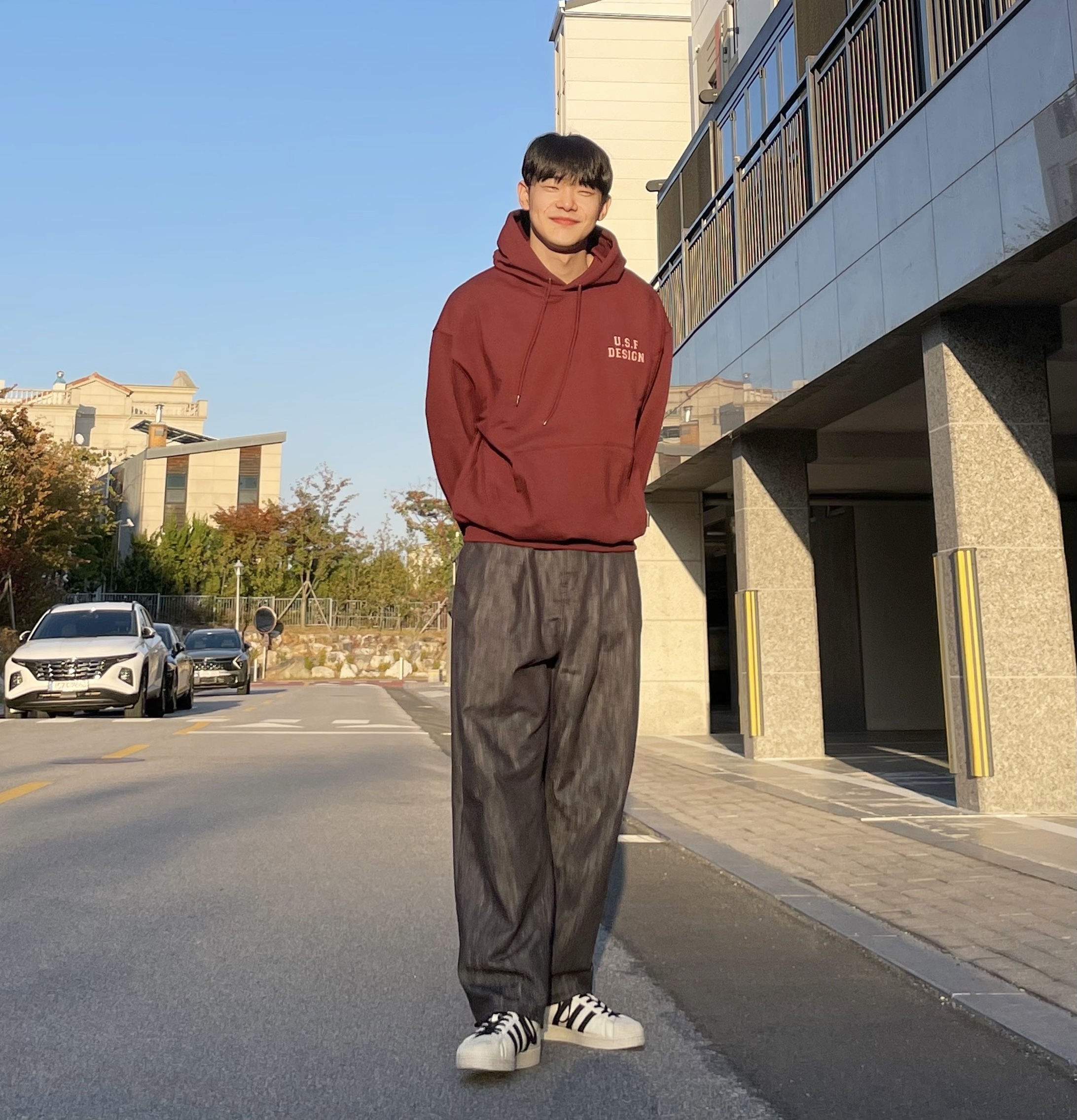 @u._.kong_님의 이지캐주얼 스타일 | 크리에이터 룩북은 온더룩