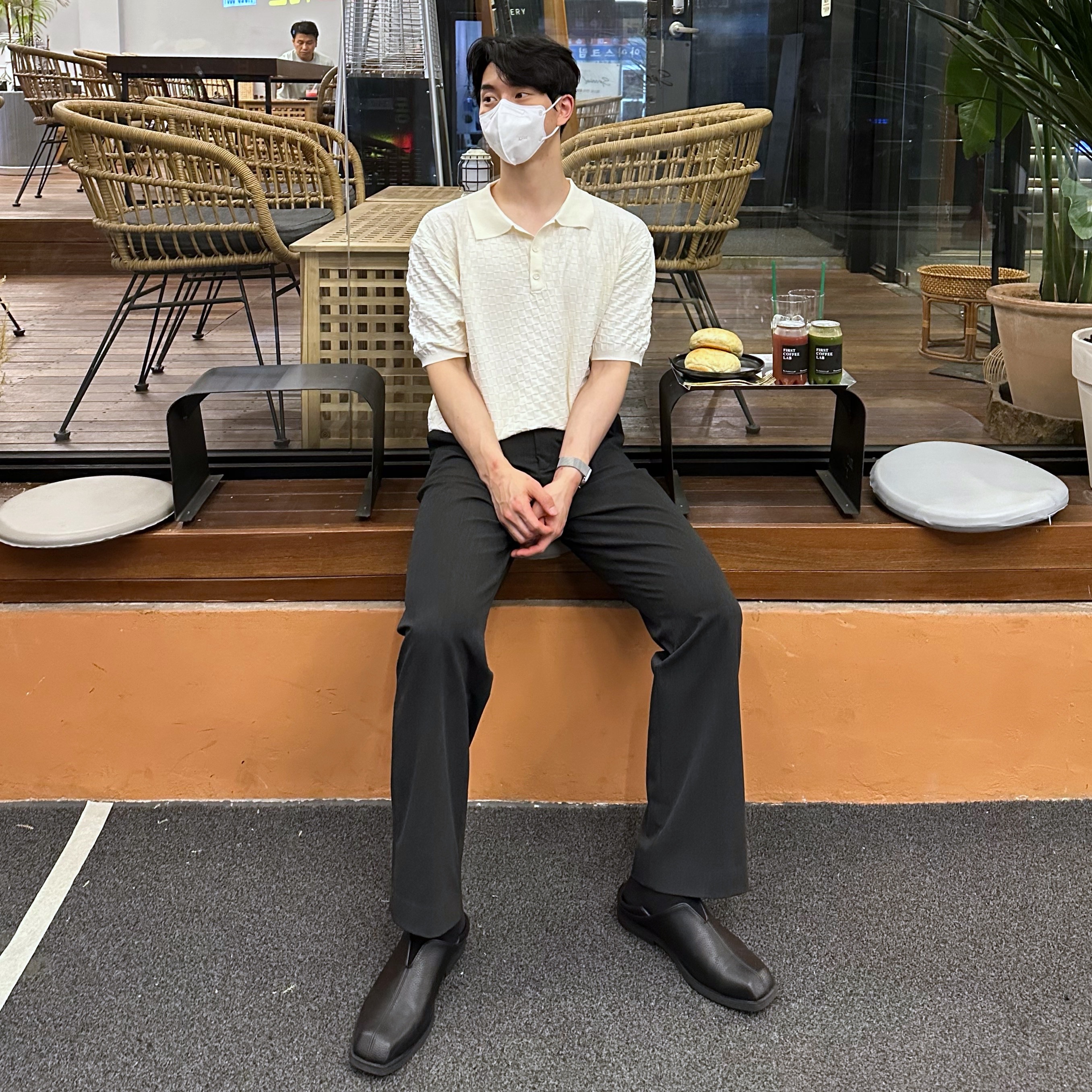 @middle__gray님의 미니멀 스타일 | 크리에이터 룩북은 온더룩