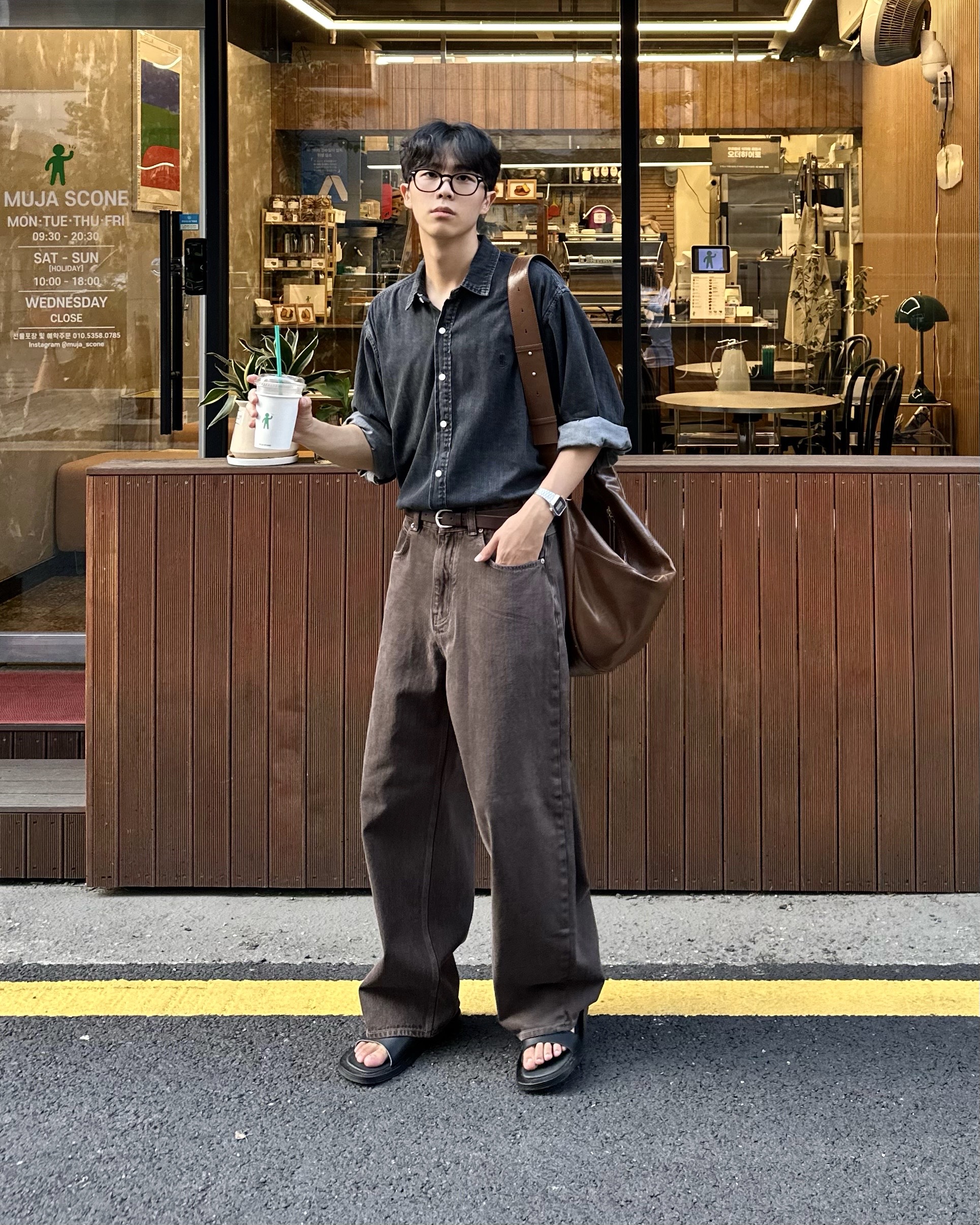 @jaeb_yeee님의 미니멀 스타일 | 크리에이터 룩북은 온더룩