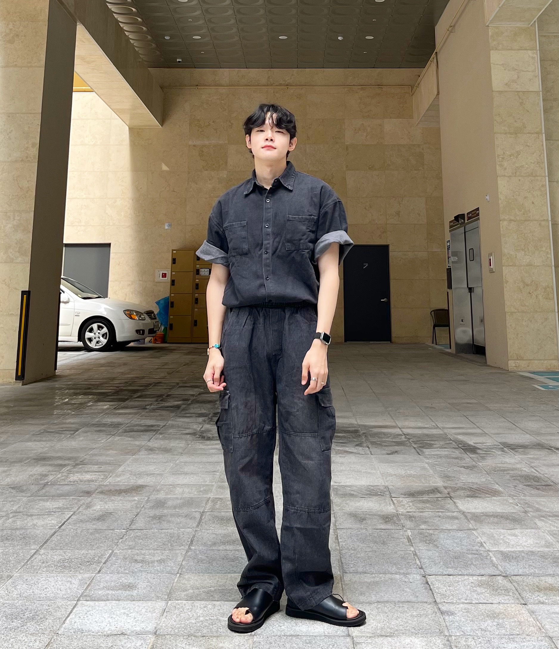 @u._.kong_님의 미니멀 스타일 | 크리에이터 룩북은 온더룩