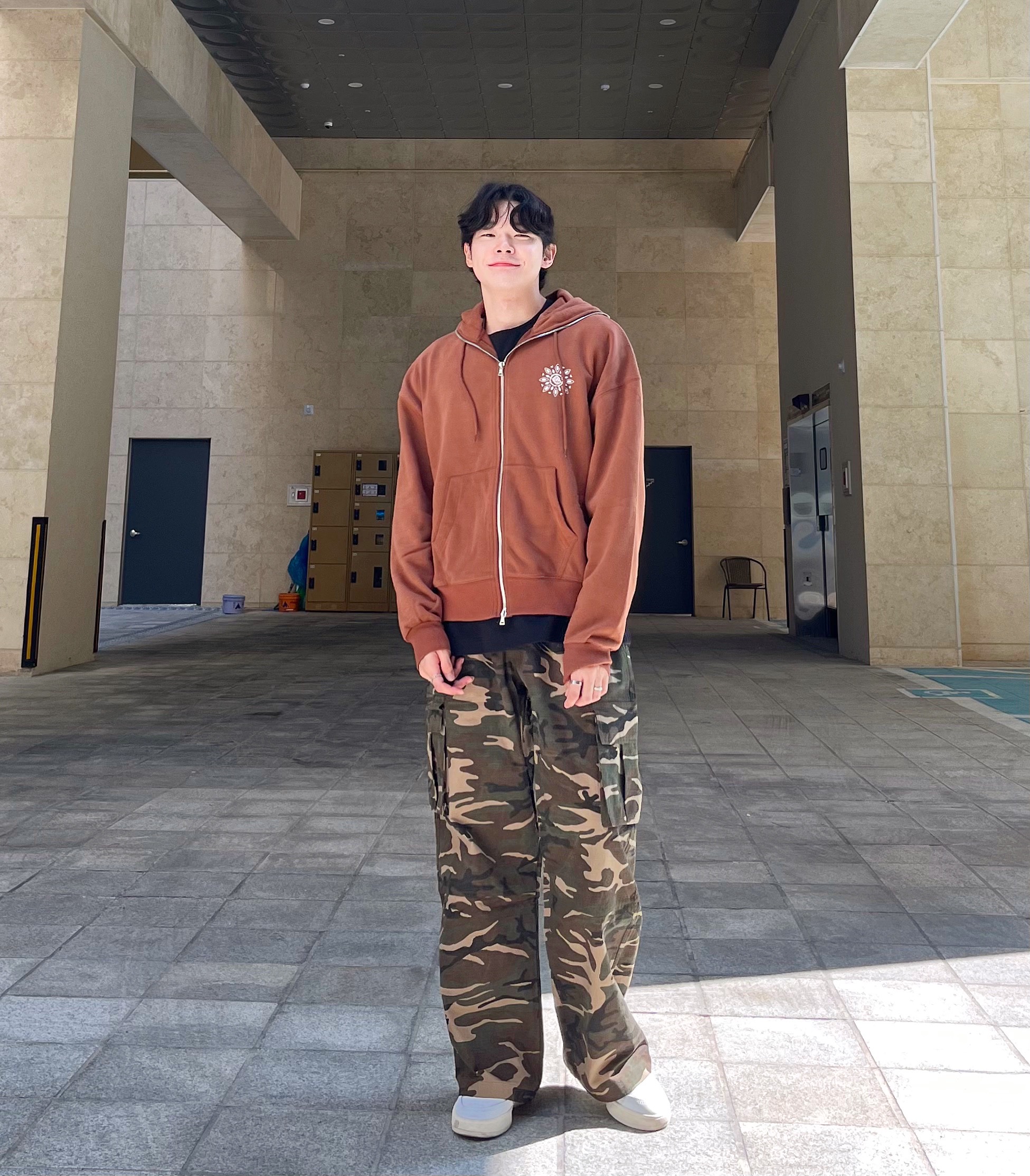 @u._.kong_님의 스트릿 스타일 | 크리에이터 룩북은 온더룩