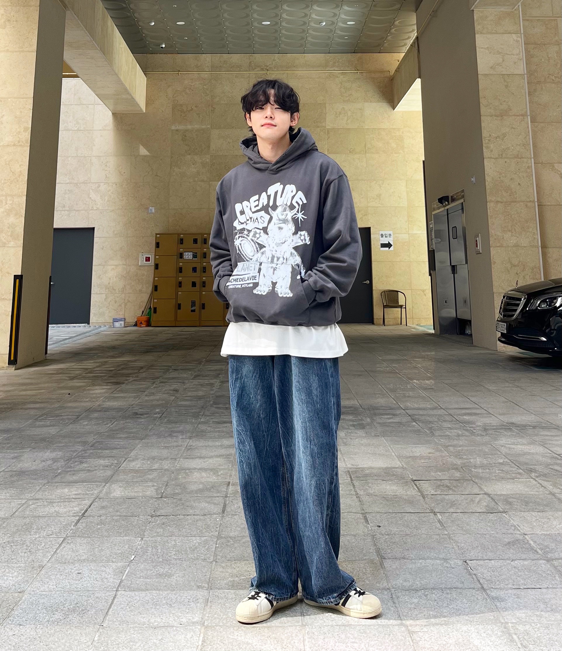 @u._.kong_님의 이지캐주얼 스타일 | 크리에이터 룩북은 온더룩