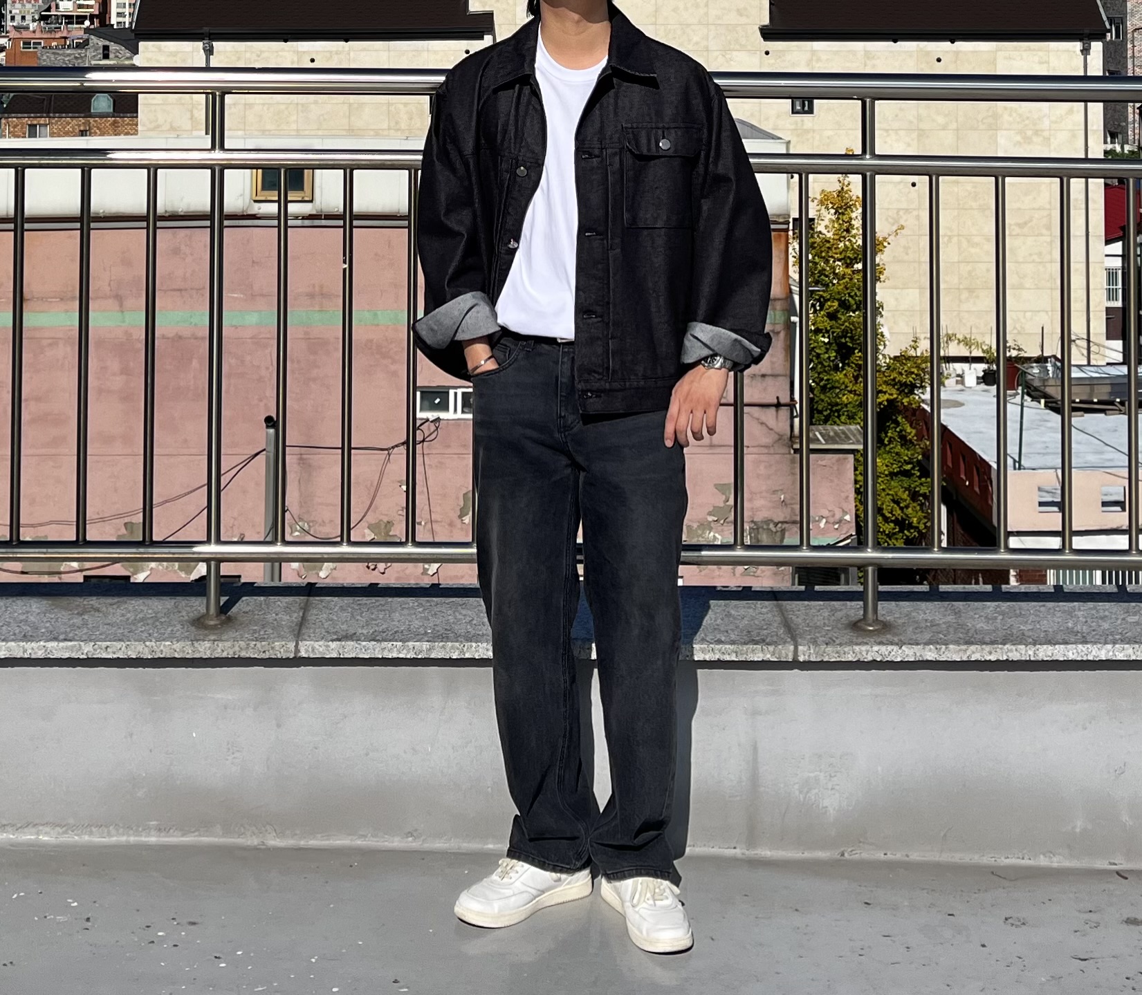 @sol_dalee님의 미니멀 스타일 | 크리에이터 룩북은 온더룩