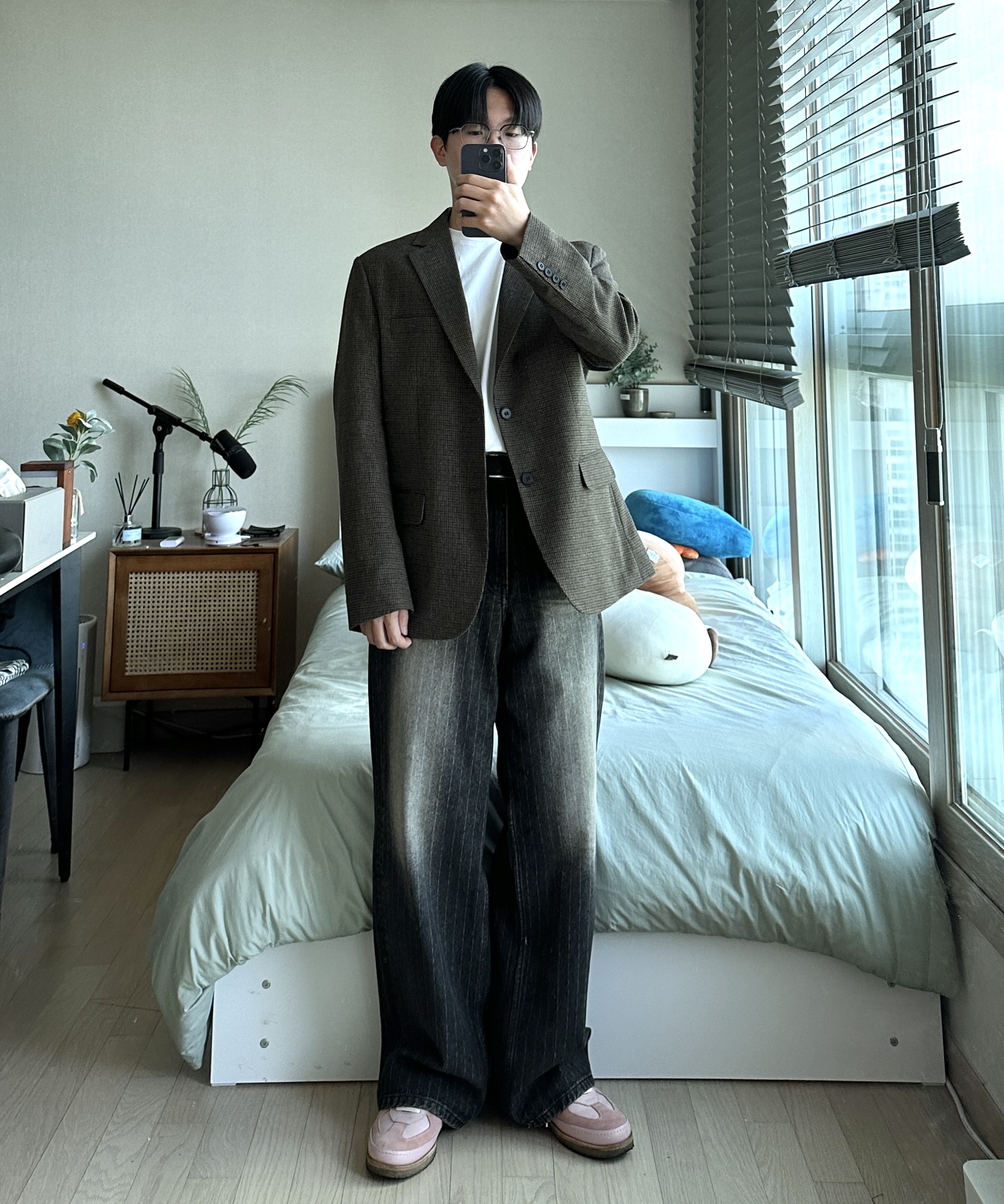 @mingrammer.clothes님의 미니멀 스타일 | 크리에이터 룩북은 온더룩