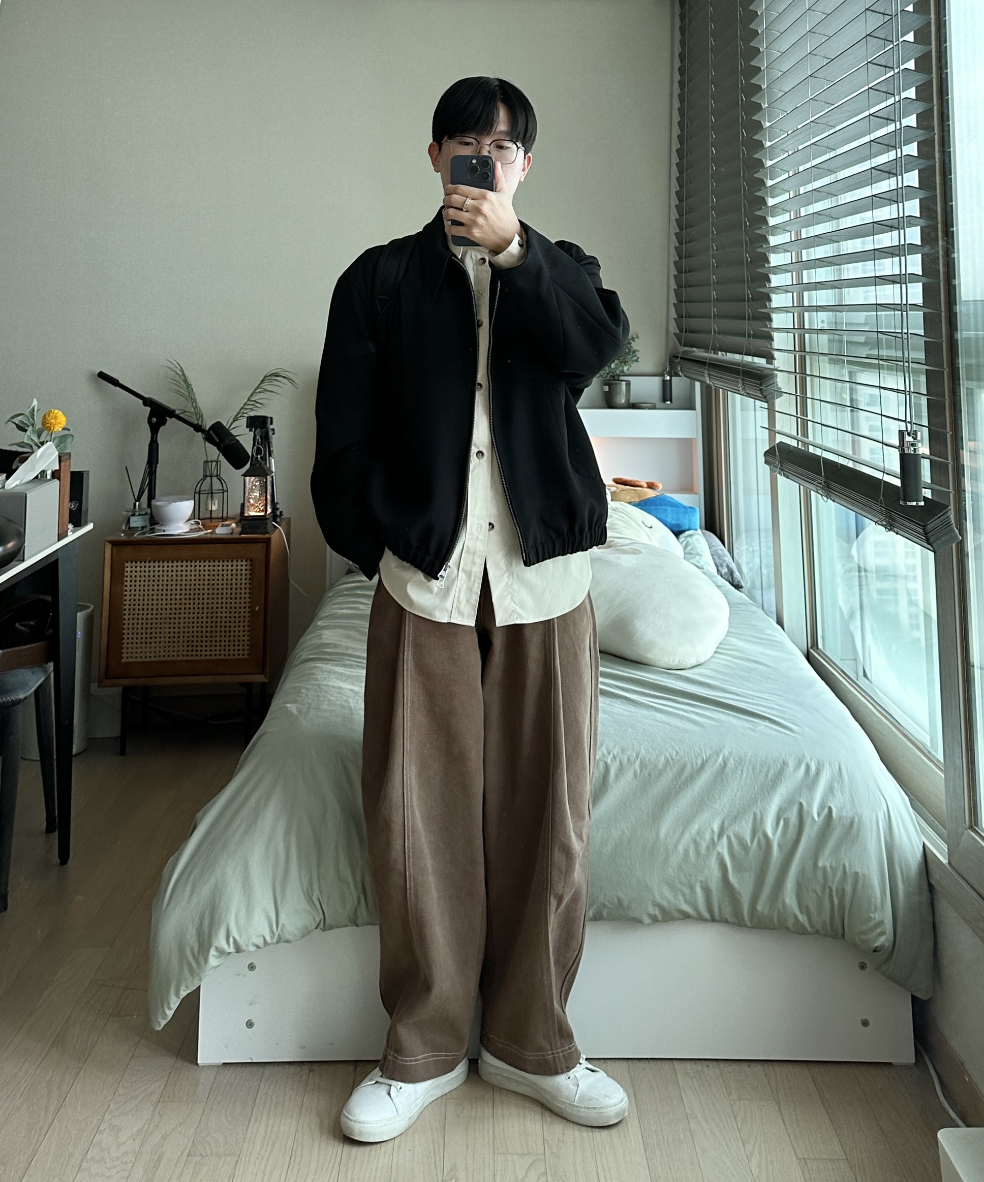 @mingrammer.clothes님의 미니멀 스타일 | 크리에이터 룩북은 온더룩