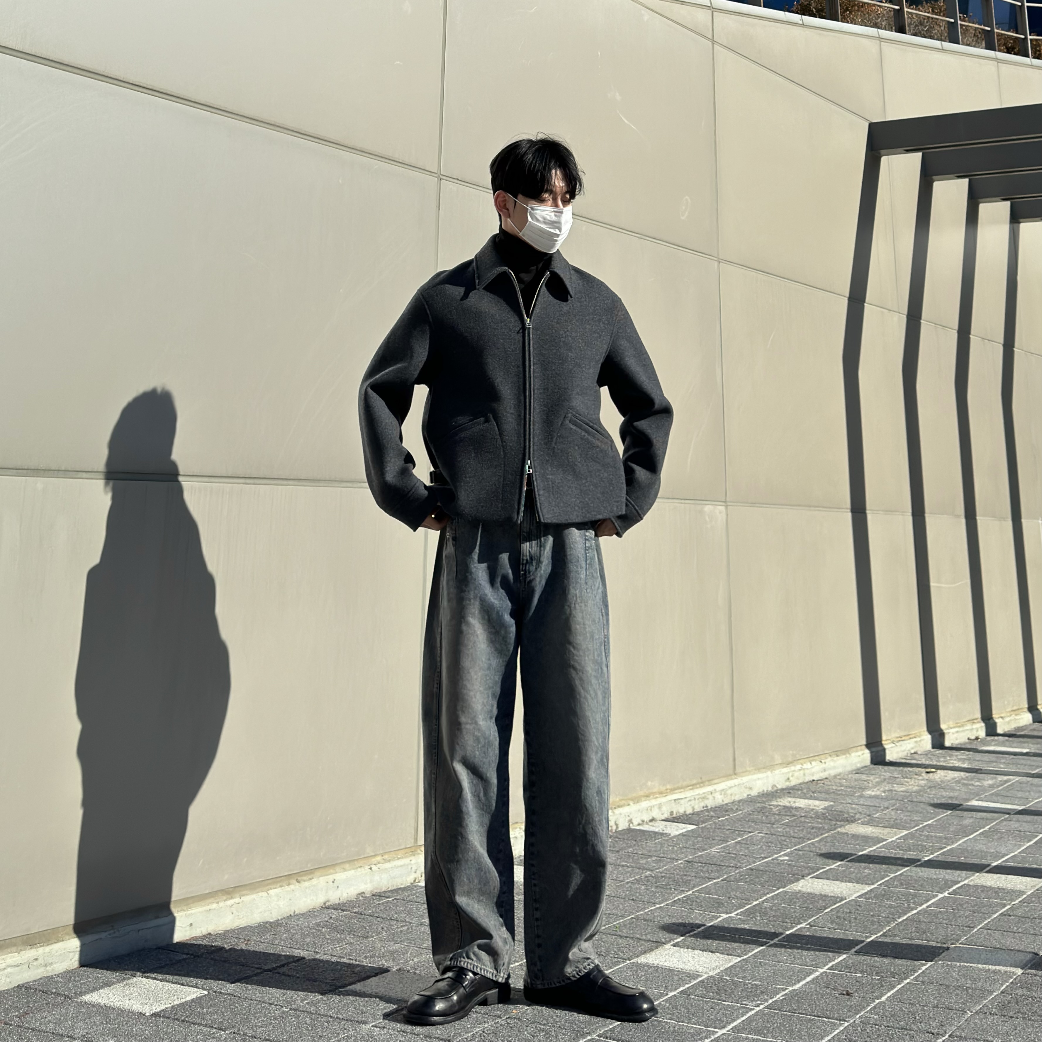 @middle__gray님의 미니멀 스타일 | 크리에이터 룩북은 온더룩