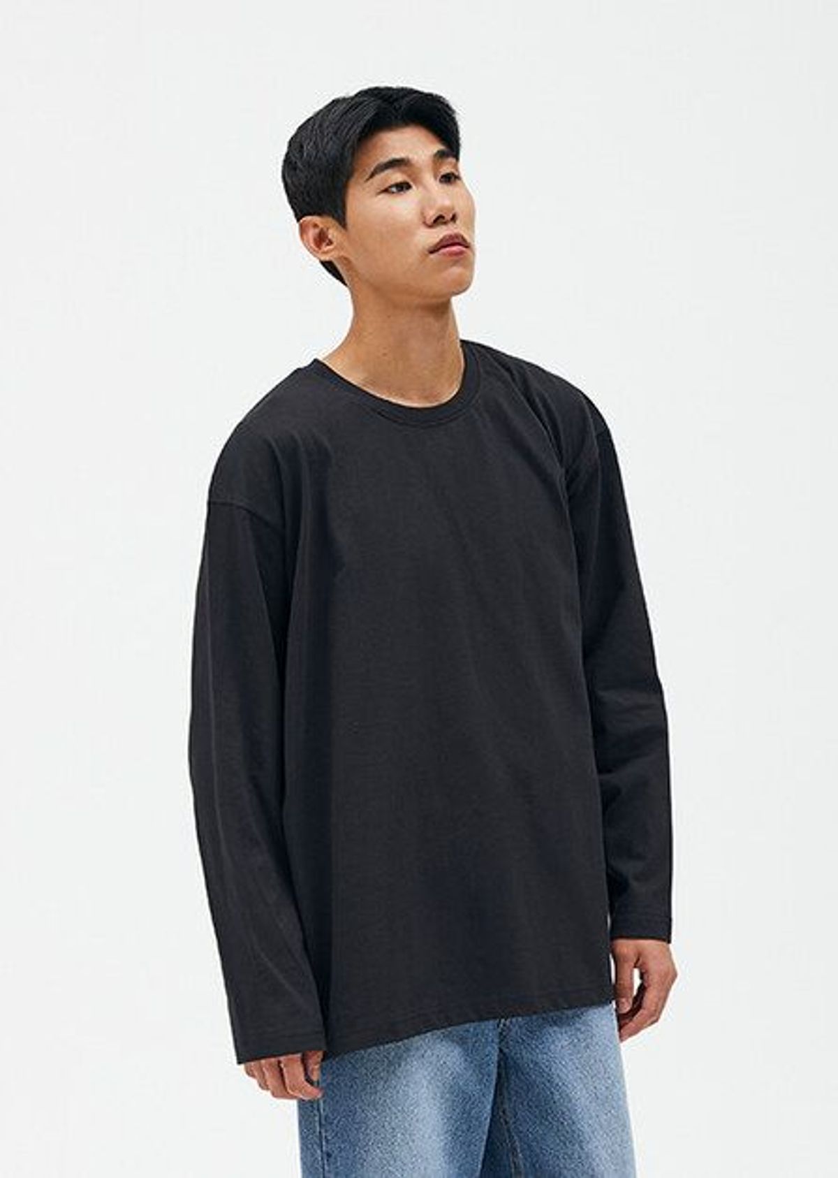 Socin(소신) | 실시간 인기 스타일 | overfit long-sleeved T-shirt (BLACK) | 온더룩