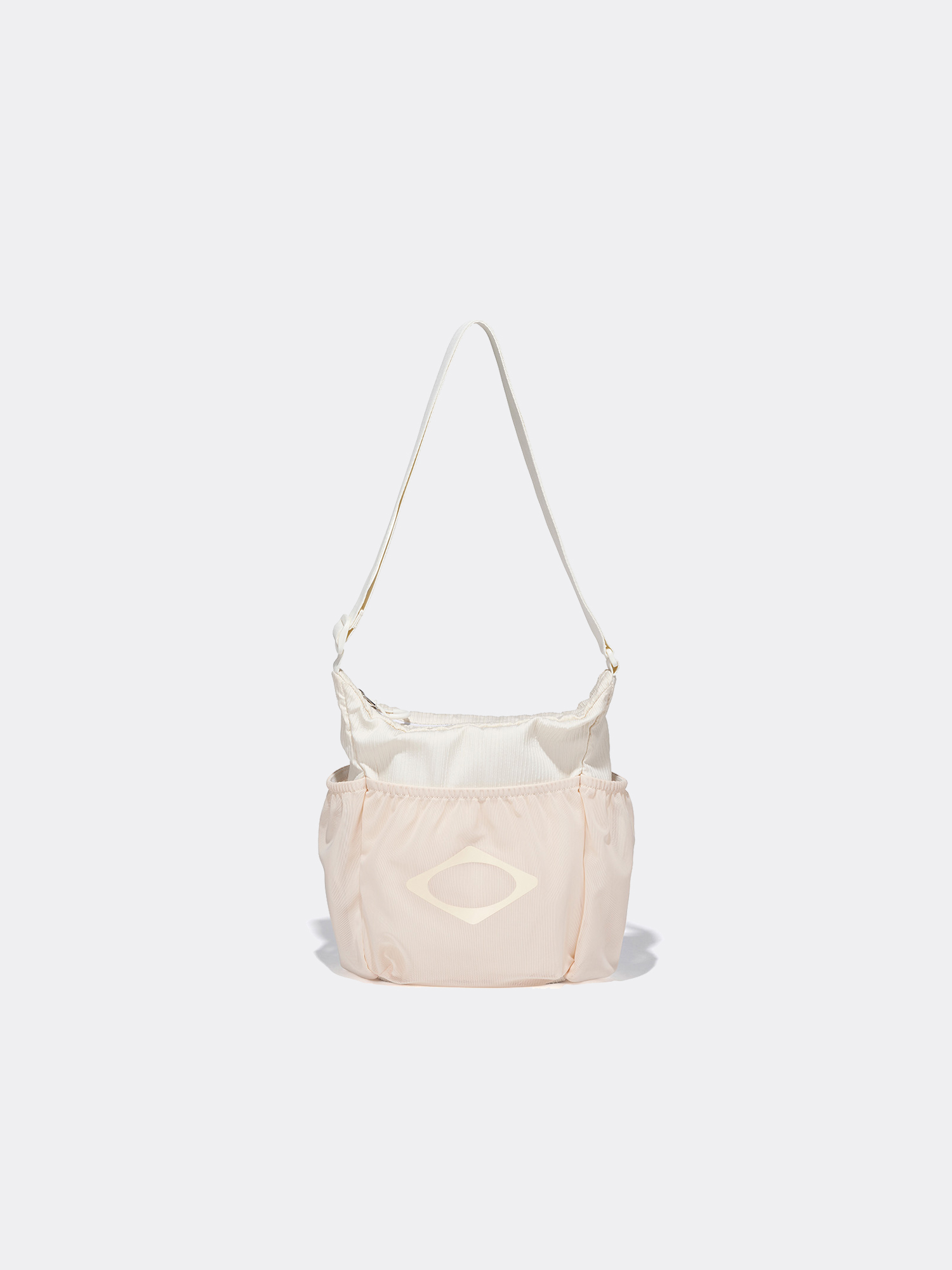 MSCHF(미스치프) | 실시간 인기 스타일 | 미스치프 MESH POCKET CROSS BAG-CREAM | 온더룩