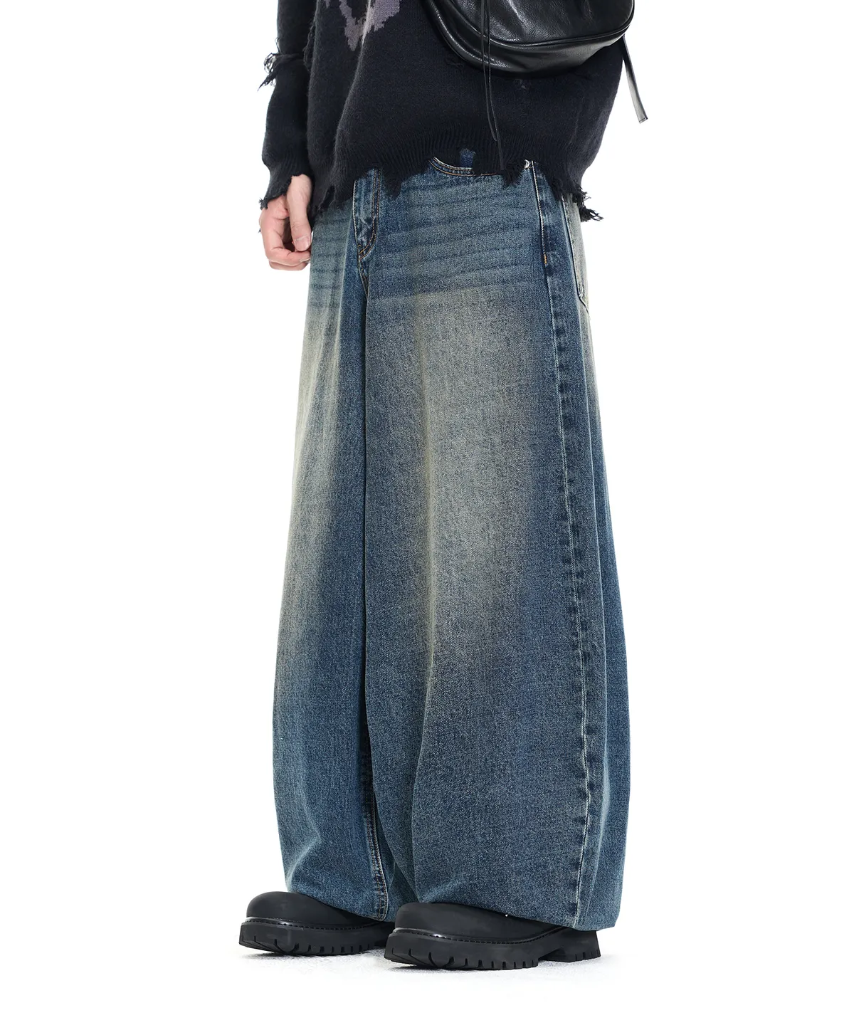 KICHUL(기철) | 실시간 인기 스타일 | BALLOON FIT DENIM PANTS (BROWN TIN WASHED) | 온더룩