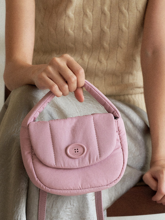 monde monde(몽드몽드) | 실시간 인기 스타일 | Classic Button Padding Cross bag_3COLORS | 온더룩