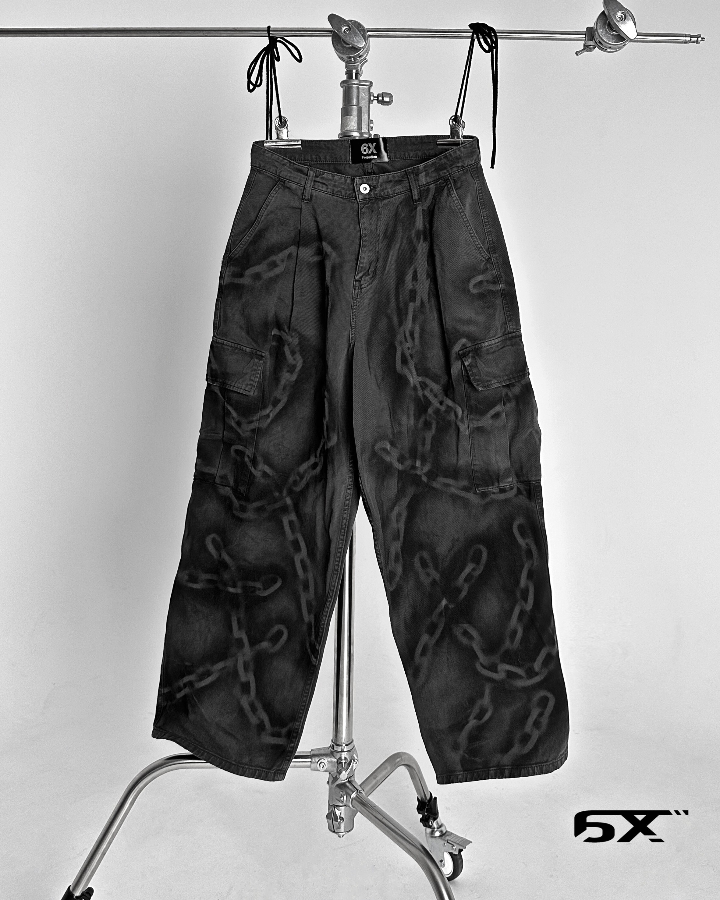 6X(식스샵) | 실시간 인기 스타일 | 6X chain pattern denim pants (Dark Gray) | 온더룩