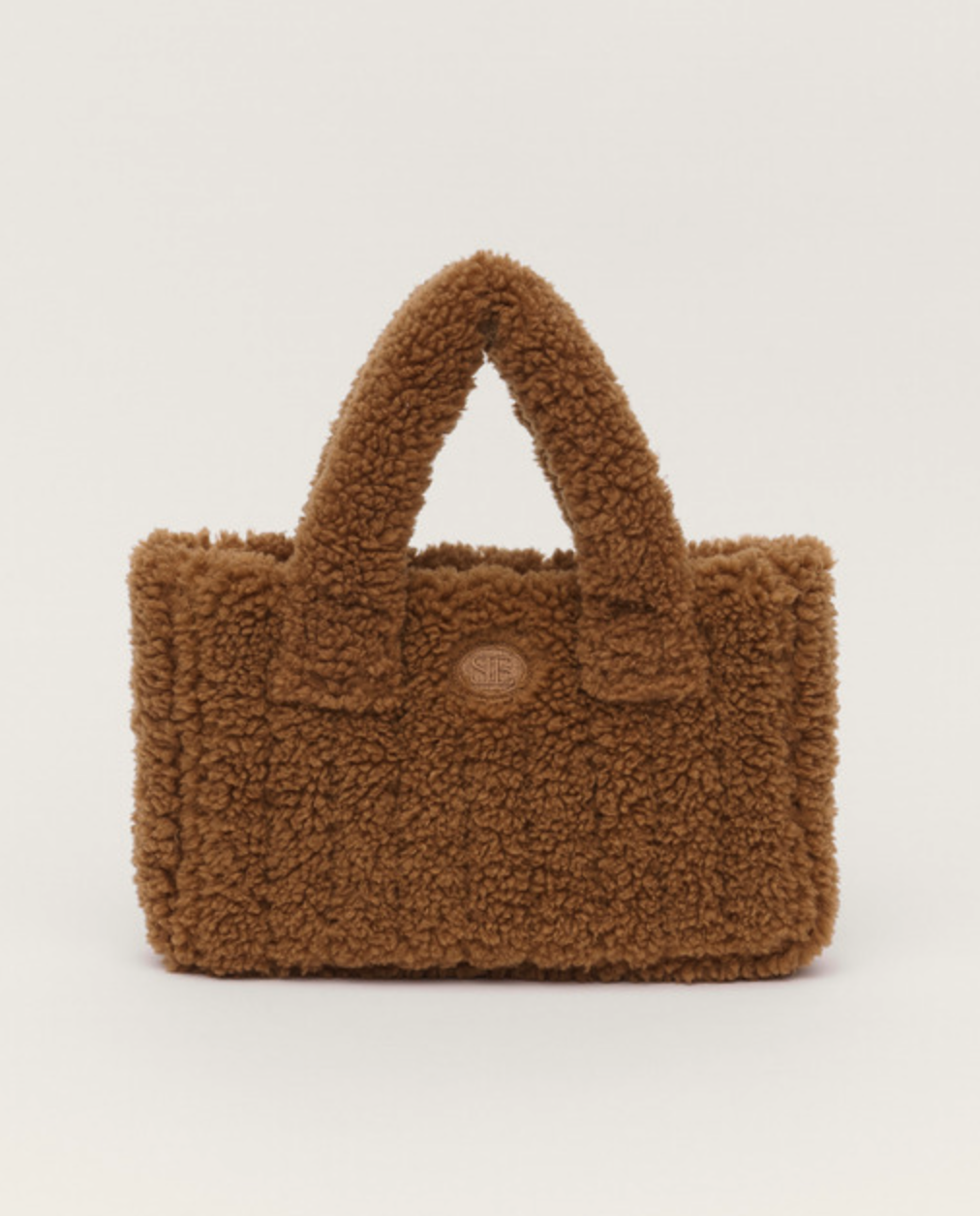 sienne(시엔느) | 실시간 인기 스타일 | Shearing Bear Padding Bag (Brown) | 온더룩