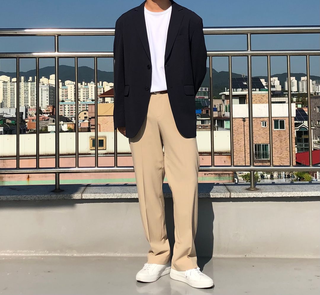 @sol_dalee님의 미니멀 스타일 | 크리에이터 룩북은 온더룩